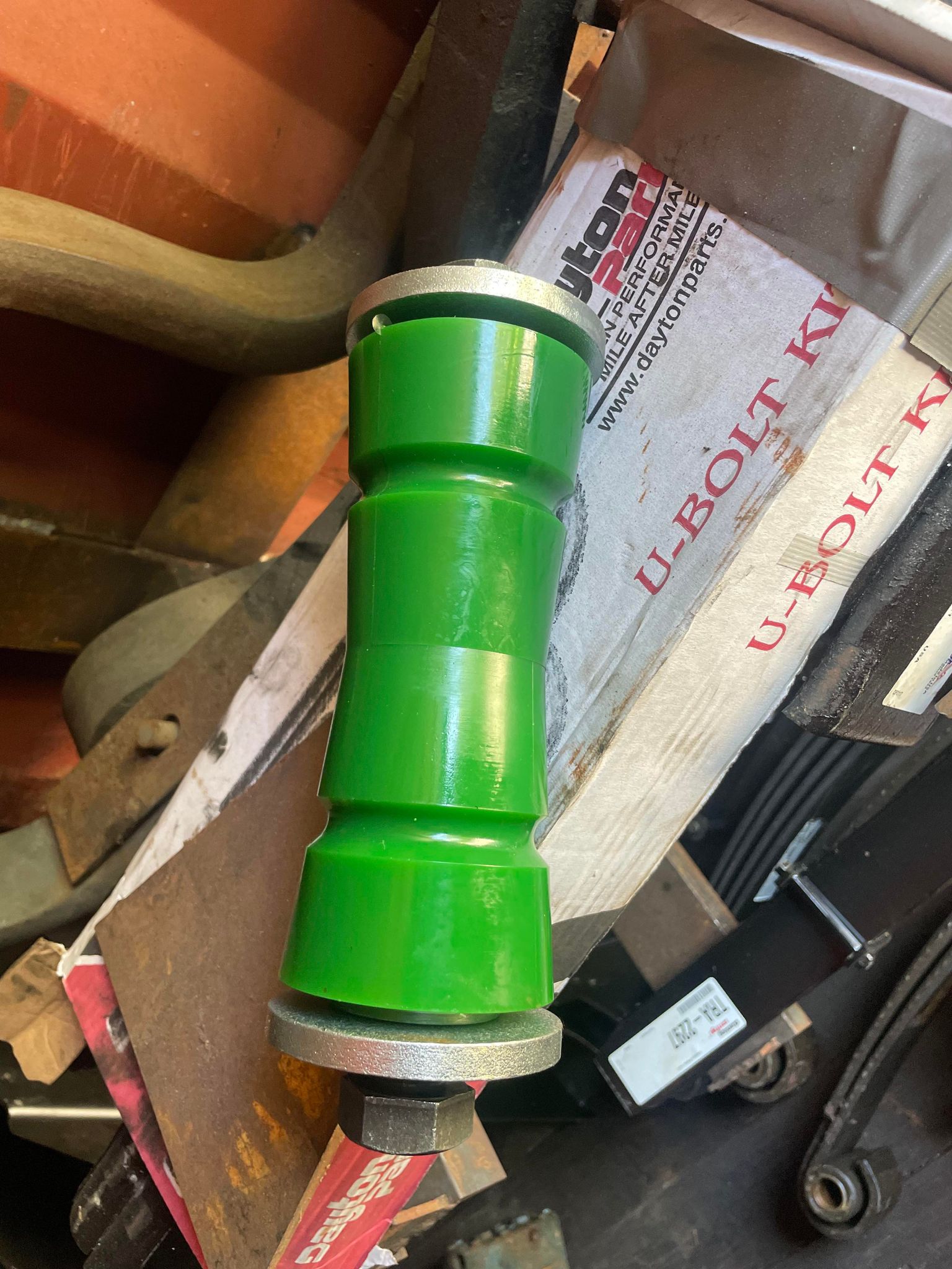 Reyco equalizer bushing kit Poly | 495 Chrome Shop